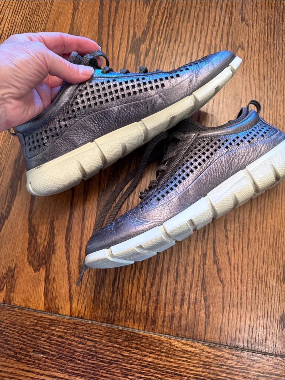 Ecco | Shoes | Ecco Danish Design Perforated Leather Comfort Sneakers ...